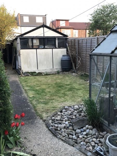 2 very large recently painted / decorated double rooms in clean/quiet ...