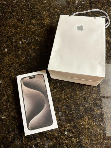 Apple iPhone 15 Pro Max Natural Titanium 256GB