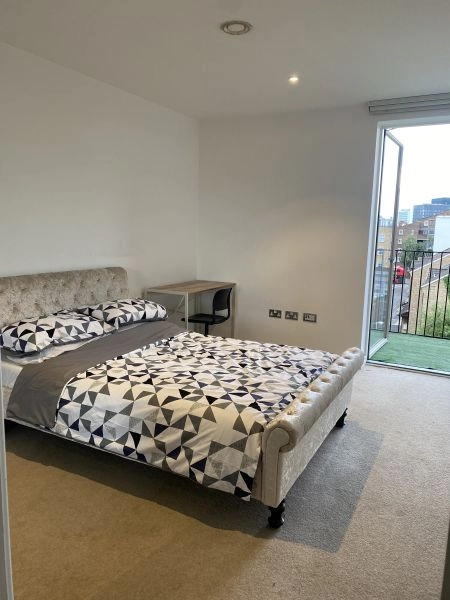 Modern Double Room for Rent