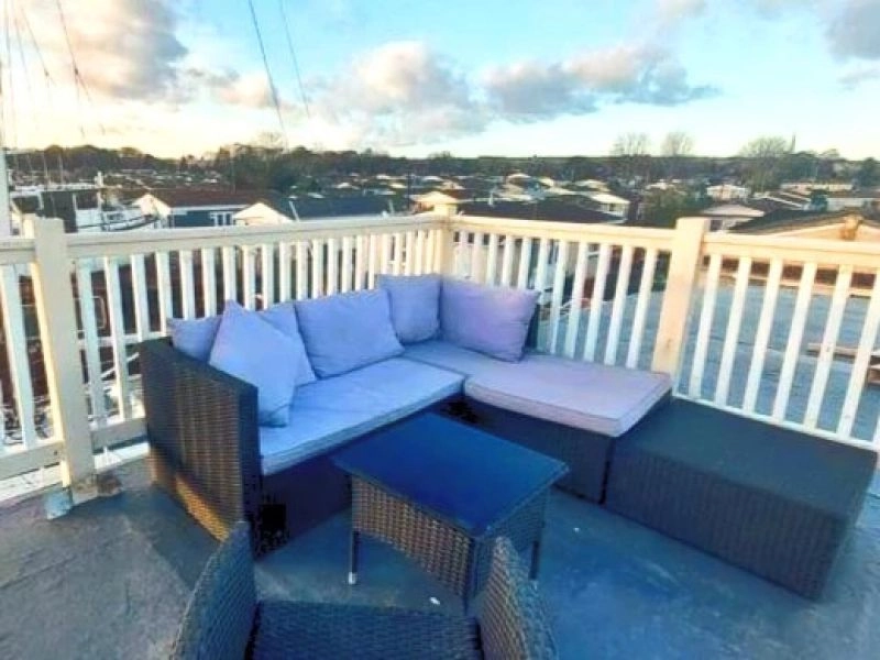 Beautifully Refurbished Static Home - Maggie