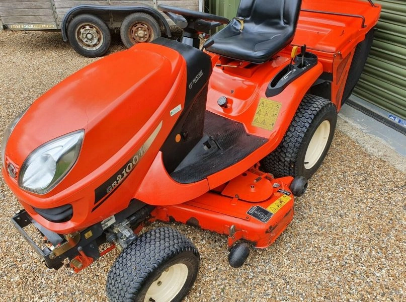 Kubota GR2100 Diesel Ride On Mower