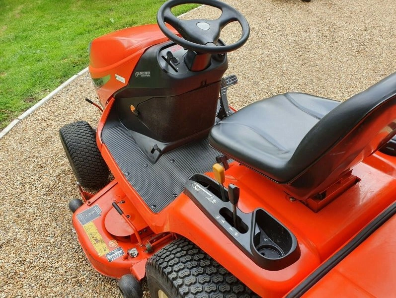 Kubota GR2100 Diesel Ride On Mower